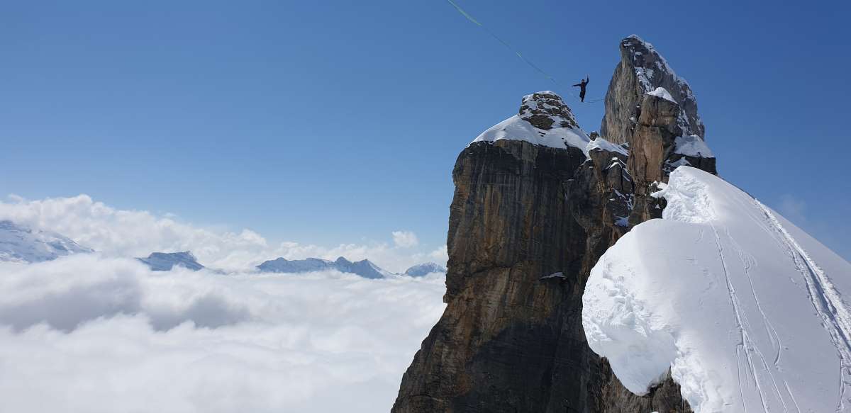 Aufbau einer Highline - SLACKTIVITY Slackline Shop Schweiz